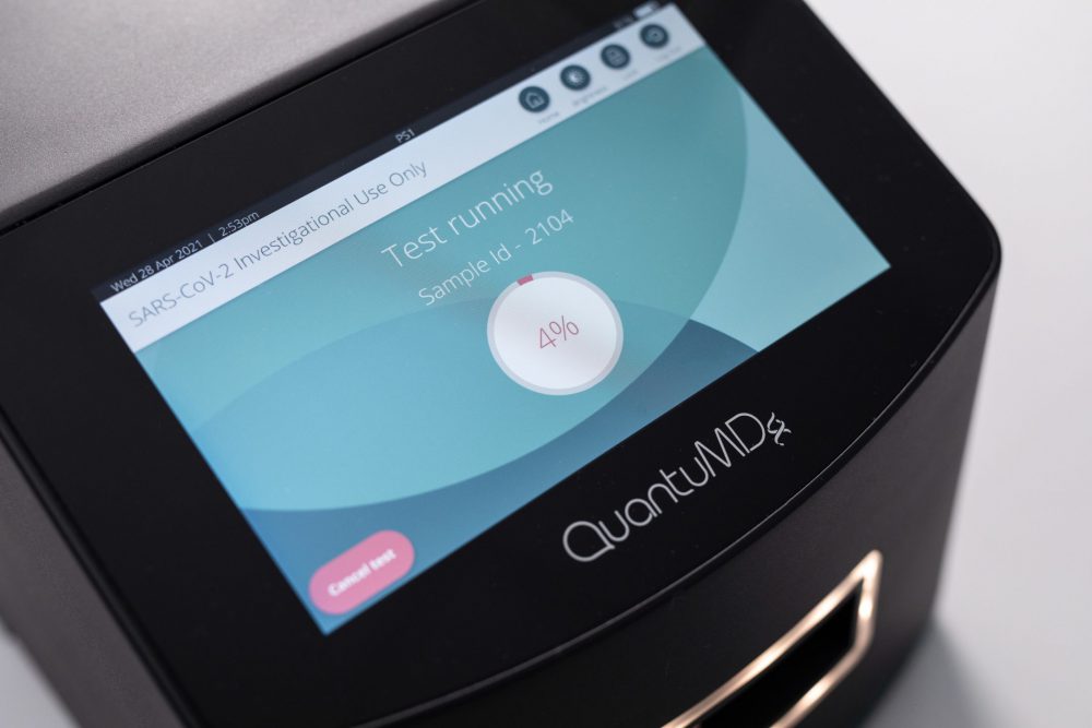 QuantuMDx wins two Bionow Awards 2021